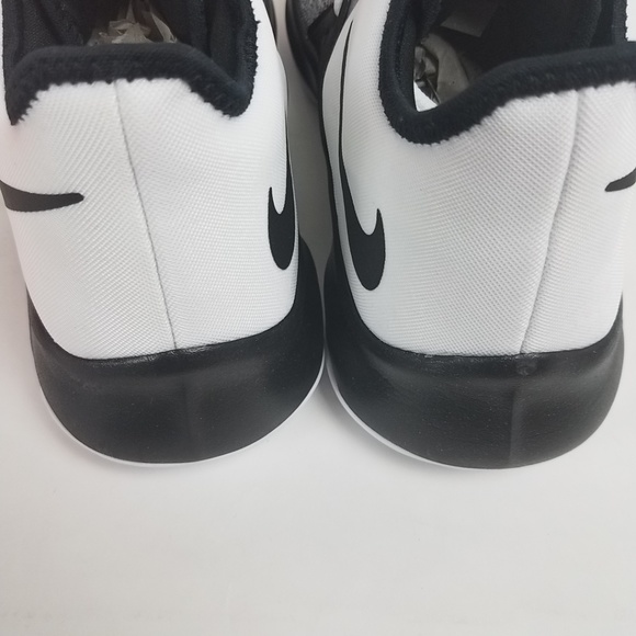 Nike | Shoes | Nike Air Versitile Iii Athletic Basketball Shoe | Poshmark